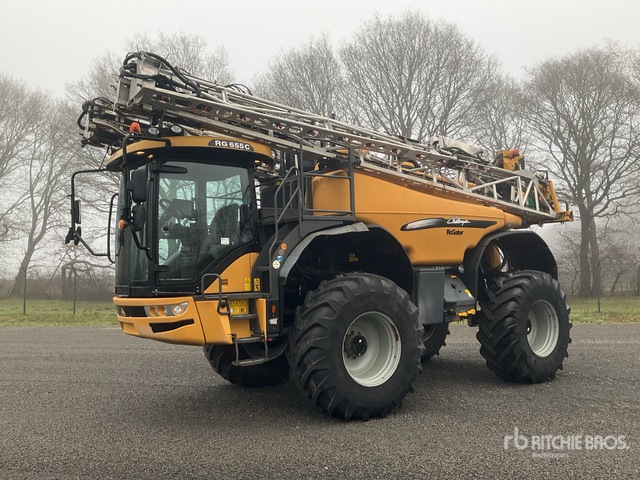 2014 Challenger Rogator 655 C 32 m High Clearance Self-Propelled ...