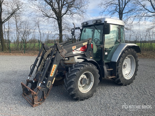 2007 McCormick CX95 4WD Tractor | Ritchie Bros. Auctioneers