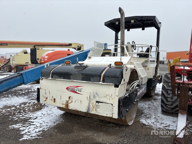 1999 Ingersoll Rand DD-110 Double Drum Roller (Inoperable) | Ritchie ...