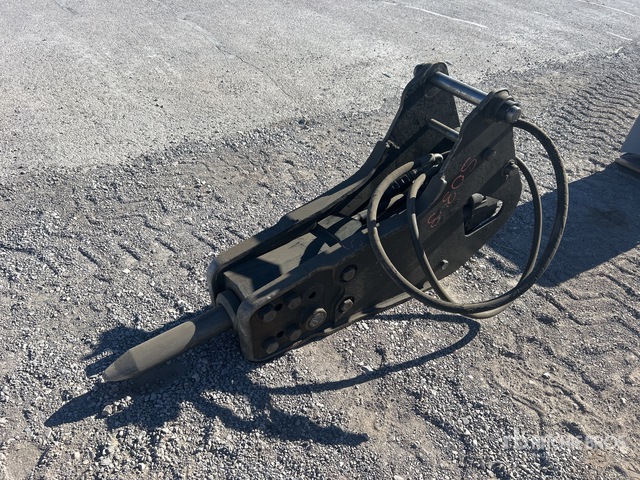 Backhoe Hydraulic Breaker | Ritchie Bros. Auctioneers