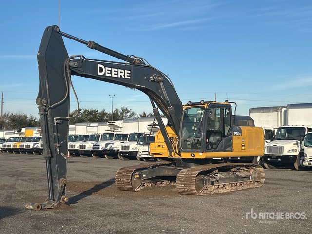 2020 John Deere 250G LC Tracked Excavator | Ritchie Bros. Auctioneers