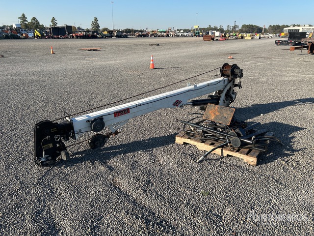 IMT Truck Crane boom Varios | Ritchie Bros. Auctioneers