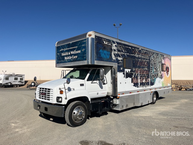 2001 GMC C6500 4x2 MTC Unit | Ritchie Bros. Auctioneers