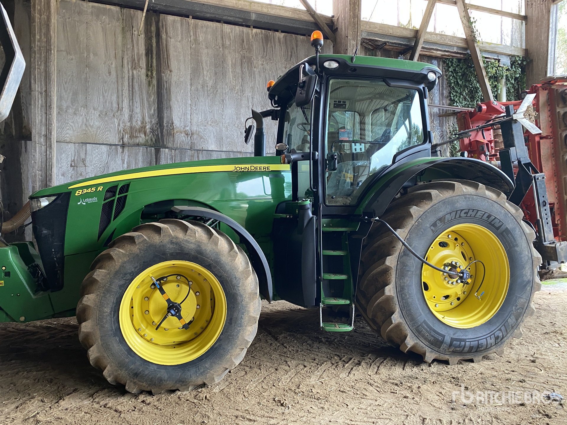 2015 John Deere 8345R 4WD Tractor | Ritchie Bros. Auctioneers