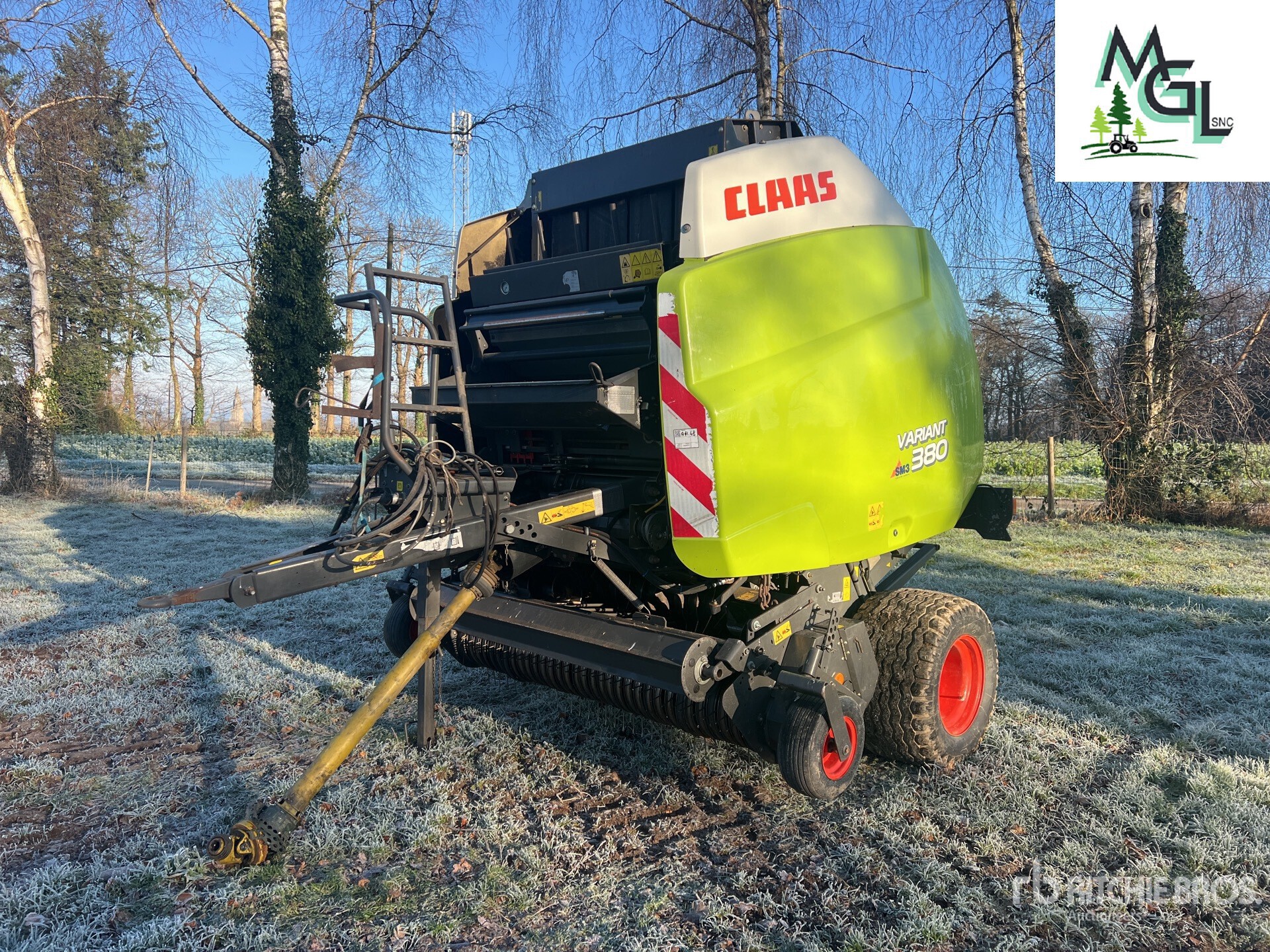 2010 Claas Variant 380 Presse A Balles Rondes 1 Essieu S/A Round Baler ...