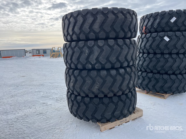 Quantity of (4) Maverick 20.5x25 Tires (Unused) | Ritchie Bros. Auctioneers