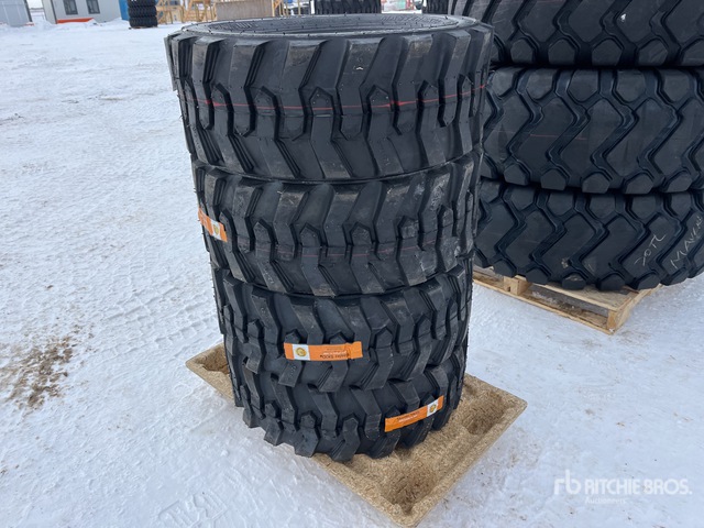 Quantity of (4) Master Skid 12-16.5 Équipements pour pneus (Unused ...