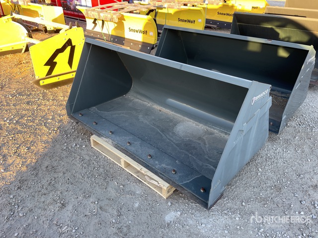 2016 Paladin 74 in 1.45 cyd Light Material Bucket | Ritchie Bros ...