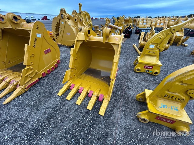 Teran BKT32039HD 39 in 0.89 cyd Digging Excavator Bucket - Fits Cat 320 ...