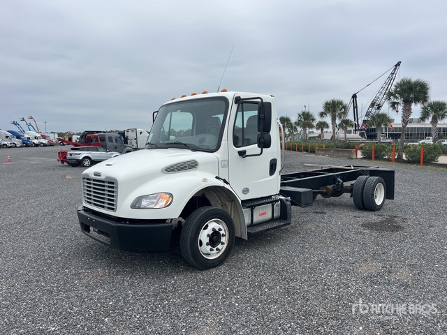 2017 Freightliner M2 106 4x2 Cab and Chassis | Ritchie Bros. Auctioneers