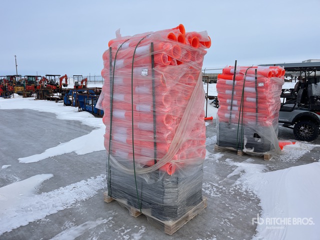 Quantity of 2024 HUNTER PRO RB-100 Delineators and Bases (Unused ...