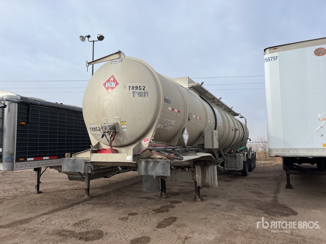 2017 Polar ASTB6 5750 gal Quad/A Tanker Trailer | Ritchie Bros. Auctioneers