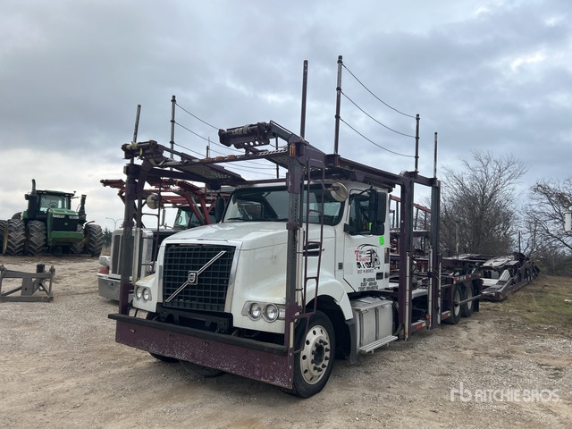 2013 Volvo VAH 6x4 Car Carrier Truck | Ritchie Bros. Auctioneers