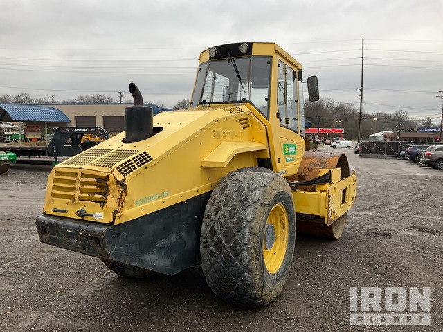 2013 Bomag BW211D-40 Smooth Drum Compactor in Hermitage, Pennsylvania ...