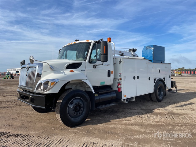 2009 International 7300 4x2 Service Truck | Ritchie Bros. Auctioneers