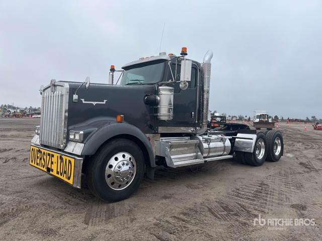 2012 Kenworth W900 6x4 T/A Day Cab Truck Tractor | Ritchie Bros. Auctioneers