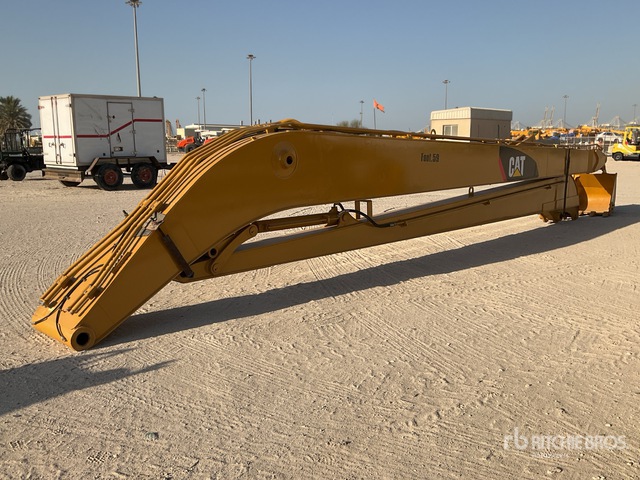 18 M Long Reach Excavator Boom & Stick w/ Excavator Bucket - Fits Cat ...