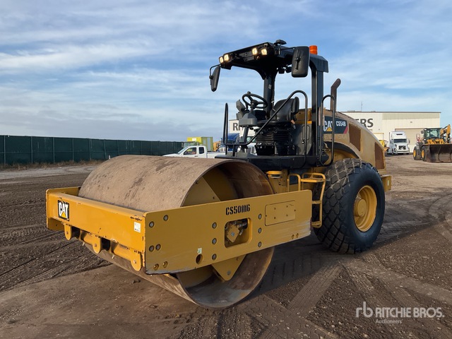 2020 Cat CS54B Rodillo compactador | Ritchie Bros. Auctioneers