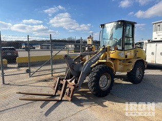 2000 Volvo L30 Wheel Loader (Inoperable) in Memphis, Tennessee, United ...