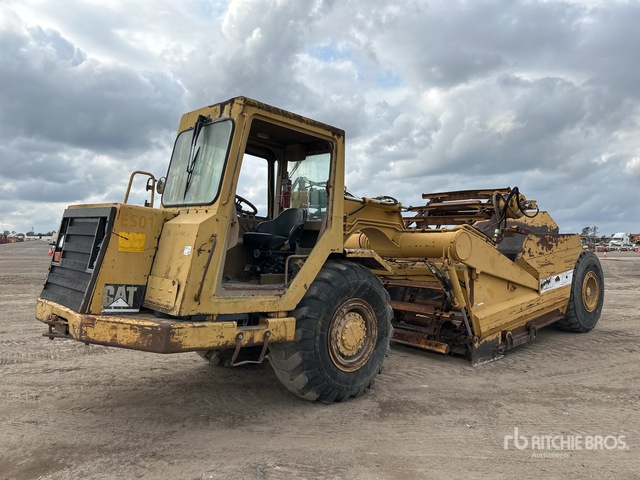 1998 Cat 613C Series II Motor Scraper | Ritchie Bros. Auctioneers