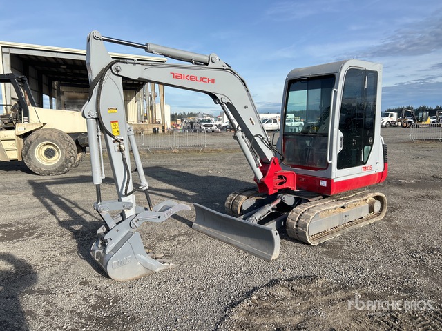2003 Takeuchi TB135 Mini Excavator | Ritchie Bros. Auctioneers
