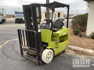 1998 Clark ECG25 4800 lb Electric Forklift (Inoperable) in Converse ...