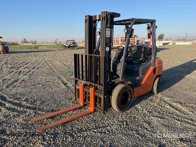 2012 Toyota 8FGU25 4500 lb Pneumatic Tire Chariot Élévateur | Ritchie ...