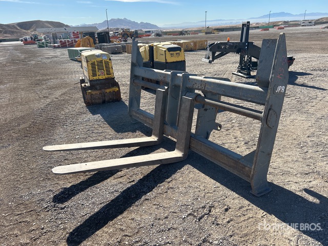 JRB 59 in Wheel Loader Forks | Ritchie Bros. Auctioneers