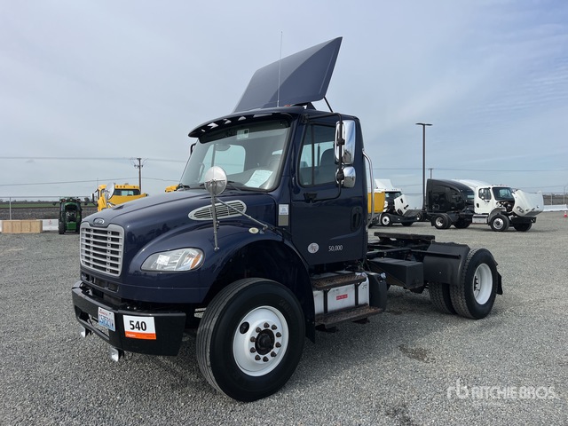 2018 Freightliner M2106 4x2 S/A Day Cab Truck Tractor | Ritchie Bros ...