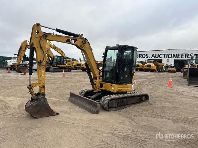 2013 Cat 305E CR Mini Excavator | Ritchie Bros. Auctioneers