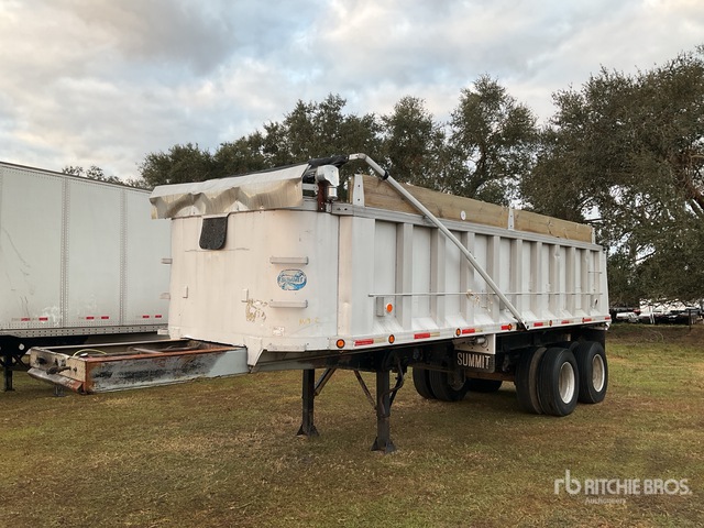 1979 Summit 28 ft T/A End Dump Trailer | Ritchie Bros. Auctioneers