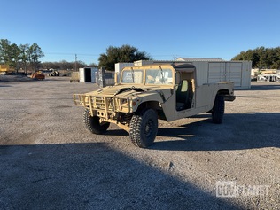 Surplus 1994 AM General M1097A1 HMMWV 2 Door Soft Top w/Truck Body in ...