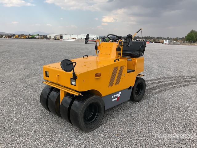 Sakai TS160 7 Wheel Rodillo Neumático / Pneumatic Roller | Ritchie Bros ...