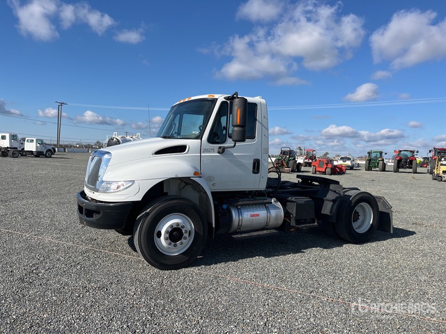 2019 International 4400 4x2 S/A Day Cab Truck Tractor | Ritchie Bros ...