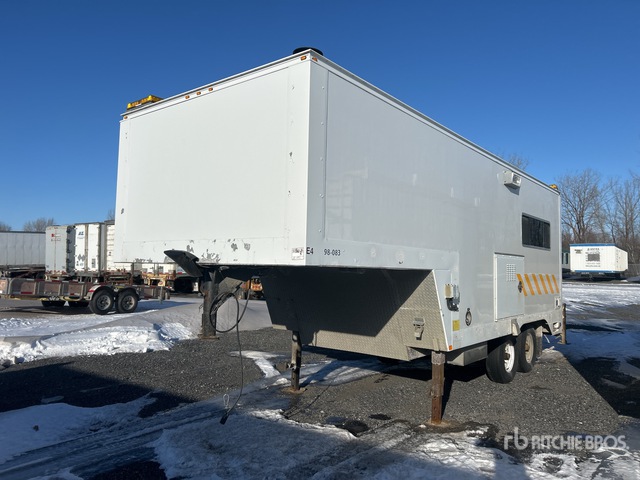 2009 Metal Grenier 22 ft T/A Gooseneck Enclosed Trailer | Ritchie Bros ...