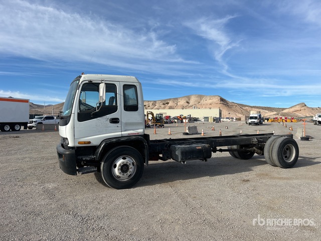 2000 Isuzu FTR 4x2 COE Cabina y chasis | Ritchie Bros. Auctioneers
