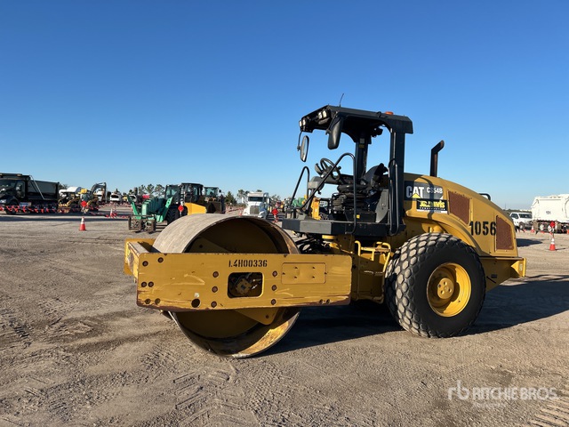2013 Cat CS54B Rodillo compactador | Ritchie Bros. Auctioneers