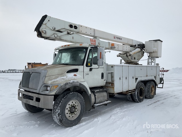 2006 Terex Hi-Ranger XM55 55 ft on 2007 International 7400 SBA 6x4 Bucket Truck | Ritchie Bros ...