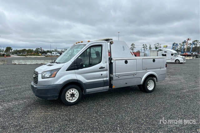 2016 Ford Transit 4x2 Camion utilitaire | Ritchie Bros. Auctioneers