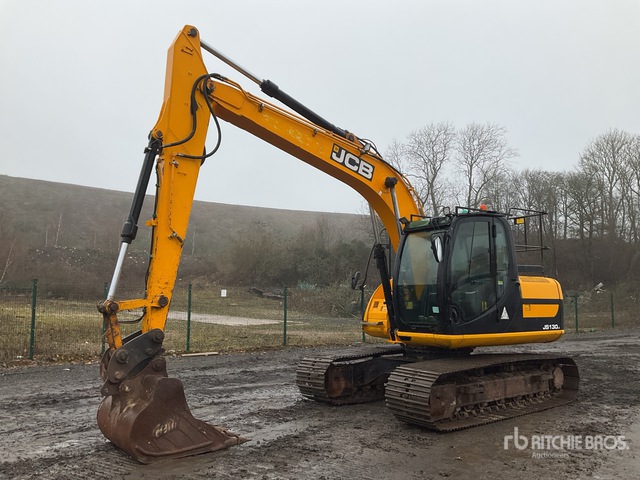 2010 JCB JS130LC Tracked Excavator | Ritchie Bros. Auctioneers
