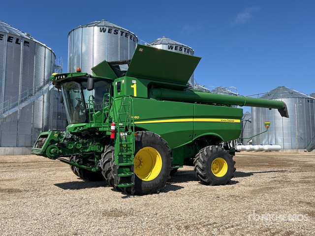 2014 John Deere S680 Combine Harvester | Ritchie Bros. Auctioneers