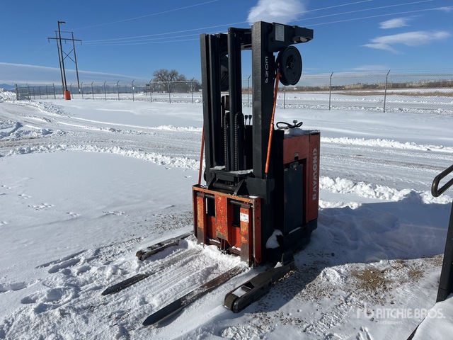 Raymond 020-R30TT 3000 lb Electric Forklift (Inoperable) | Ritchie Bros ...