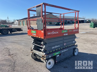 2015 Skyjack SJ 4632 Electric Scissor Lift in Granite City, Illinois ...