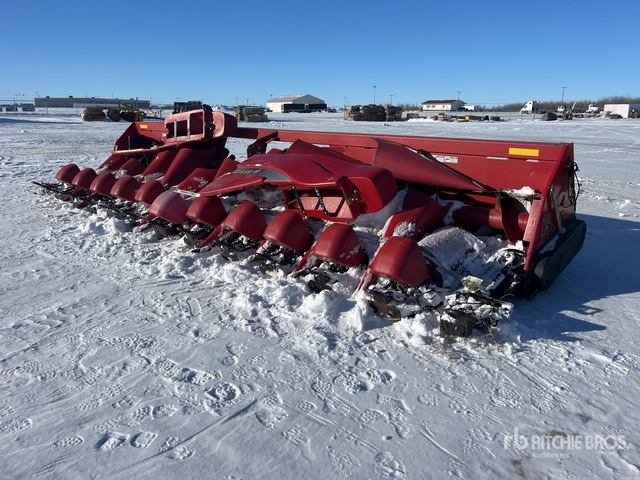 Case IH 2208 12 Row 22 ft Corn Combine Header | Ritchie Bros. Auctioneers