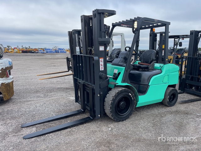 2018 Mitsubishi FD30N 6000 lb Pneumatic Tire Forklift | Ritchie Bros ...