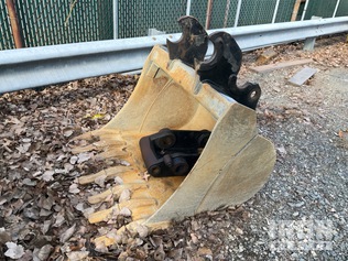 2021 Kubota K7429A 36 in Digging Excavator Bucket and Coupler in ...