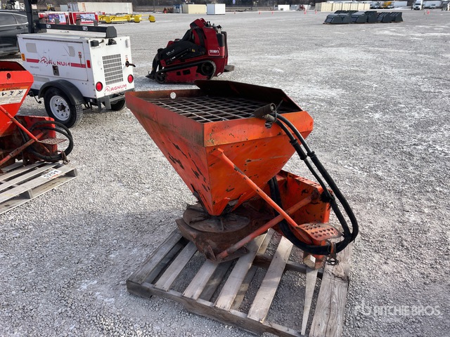 2015 Bobcat HS8 Hydraulic Esparcidor de sal - Fits Skid Steer Loader ...