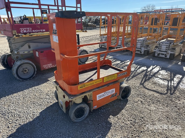2010 JLG 1230ES Vertical Mast Lift | Ritchie Bros. Auctioneers