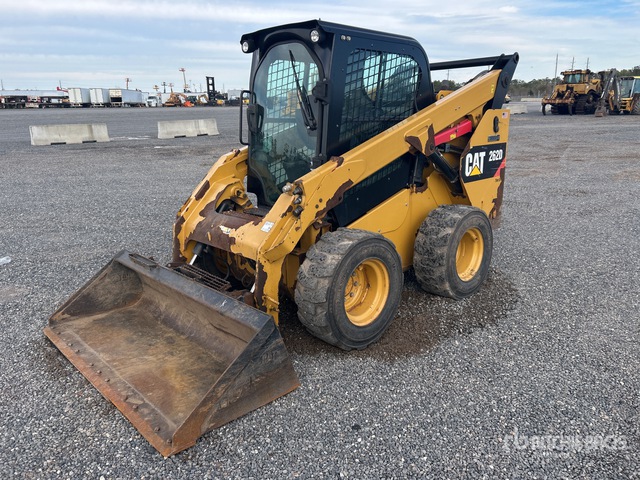 2017 Cat 262D Two-Speed Skid Steer Loader | Ritchie Bros. Auctioneers
