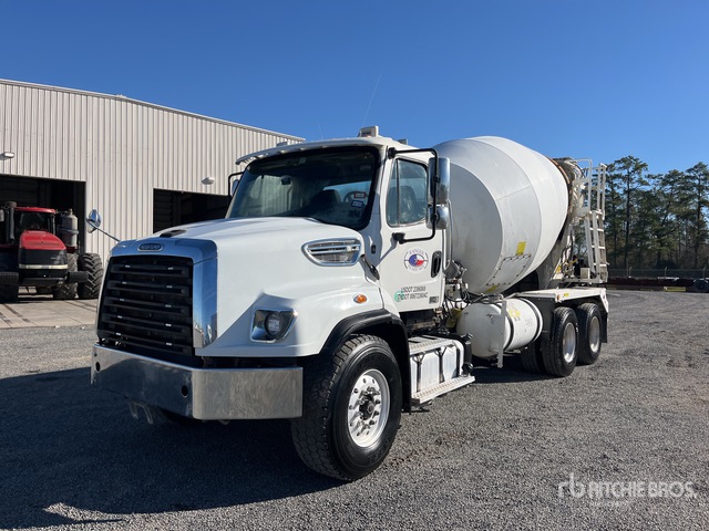 2017 Freightliner 114 SD 6x4 Mixer Truck | Ritchie Bros. Auctioneers